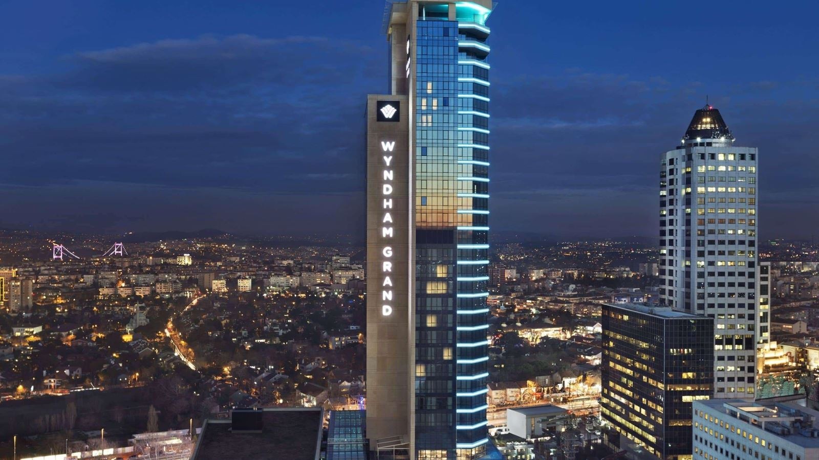 WYNDHAM GRAND ISTANBUL LEVENT 5 * | Coral Travel (Turcija, Istanbul)