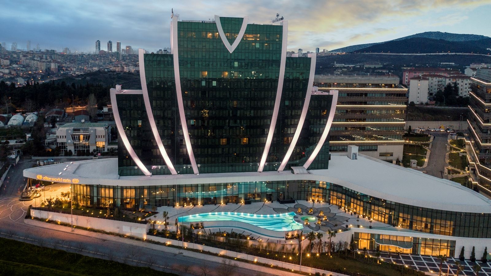 ELITE WORLD ASIA HOTEL 5 * | Coral Travel (Turcija, Istanbul)