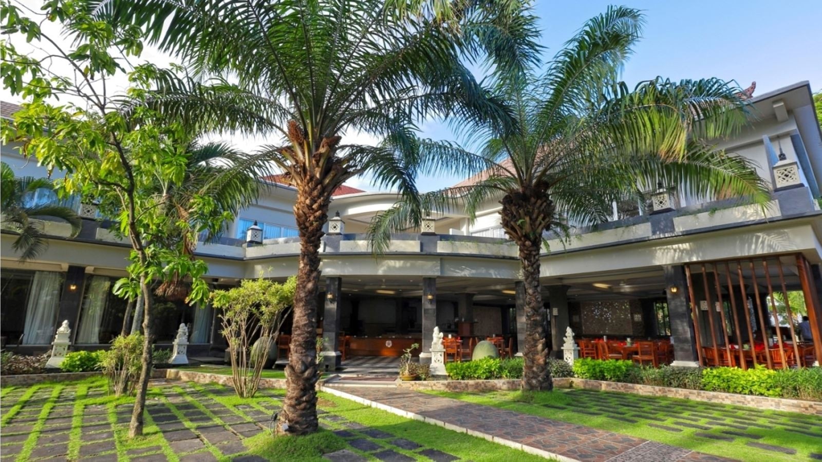 PURI SARON HOTEL 4 * | Coral Travel (Indonēzija, South Coast Bali)