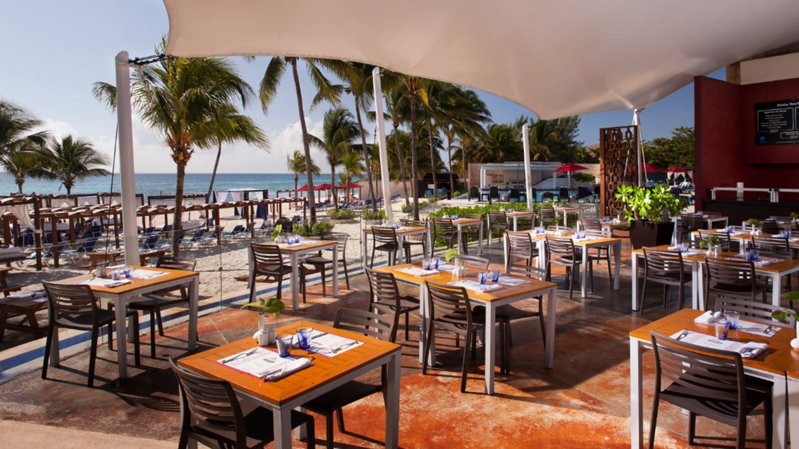 THE FIVES AZUL BEACH RESORT PLAYA DEL CARMEN 5 * | Coral Travel ...